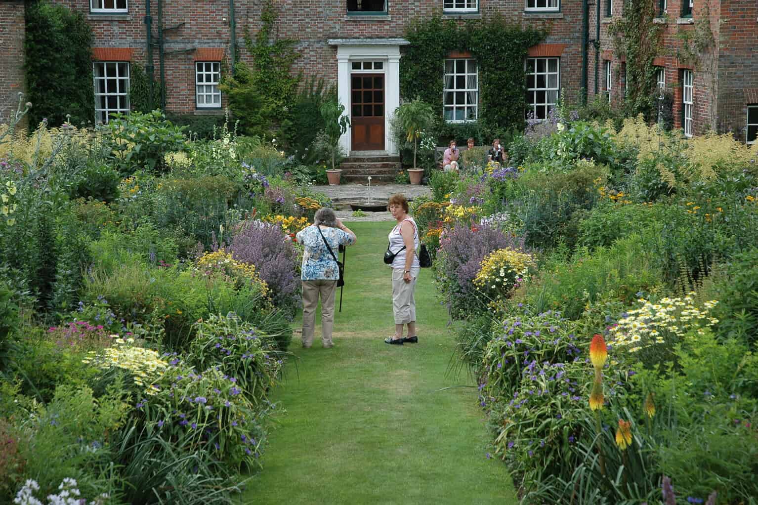 Bramdean House bezoeken? | Garden Tours